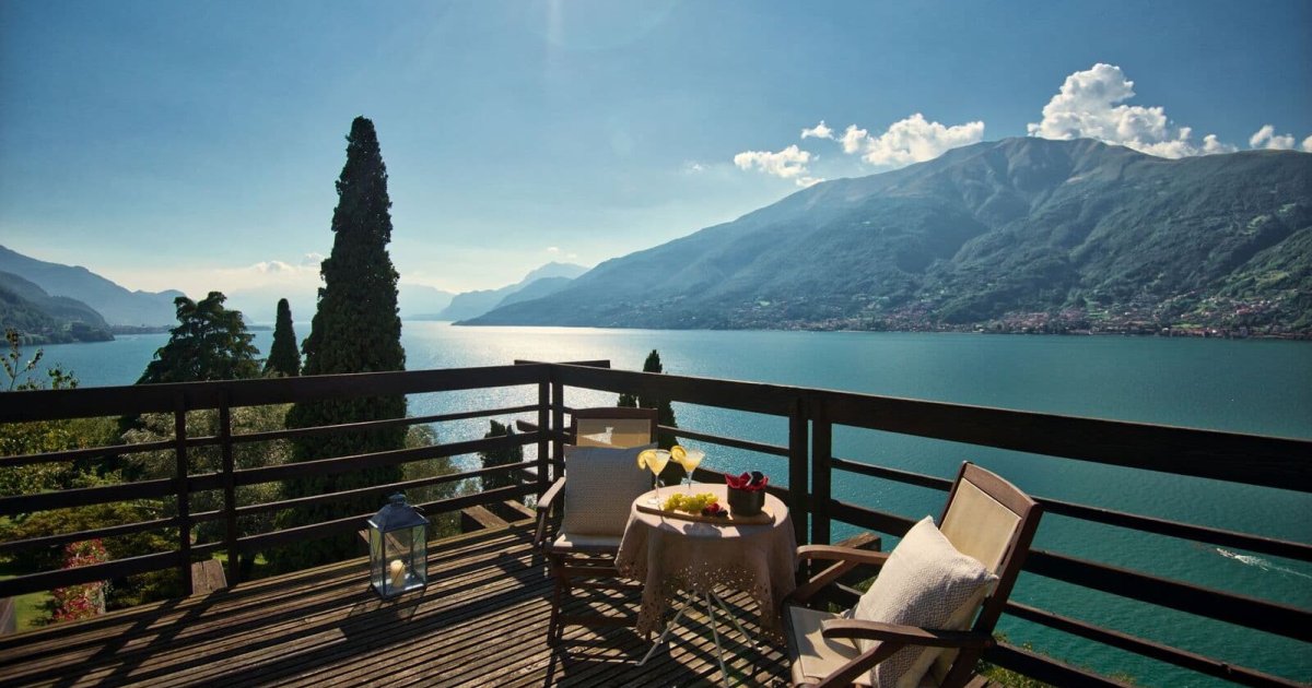 Archimede: Modernist villa with Pool and Jacuzzi on Lake Como